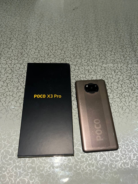 Poco x 3 срочно сотилади