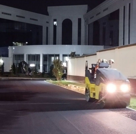 АССАЛОМУ Алайкум 
Асфальт ёткизамиз
Атхот Асфальт кесилгани Бунданам ё
