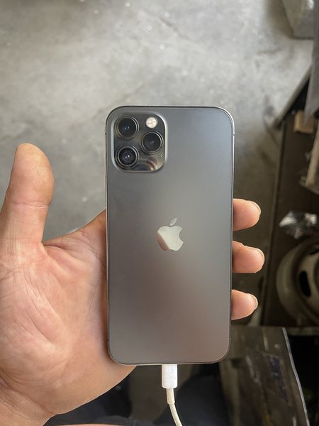 Iphone 12 pro.