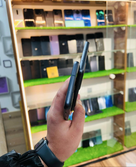 SAMSUNG S21 FE/256GB. ОЗУ:8ГБ. Идеал холатда.Рассрочка 3/6/12 ойга бор