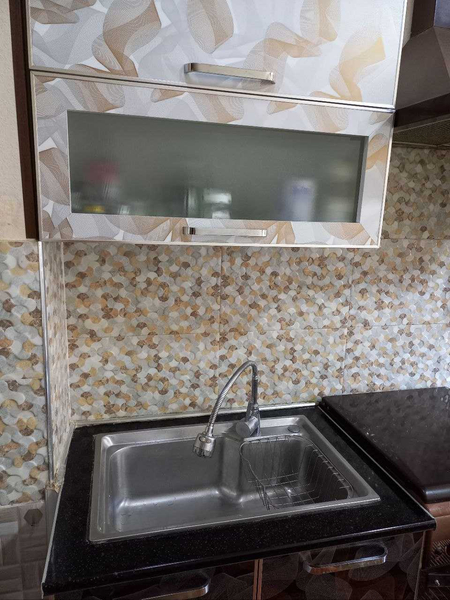 СРОЧНО ПРОДАЮ! Кухонный мебель, газовая плита, вытяжка