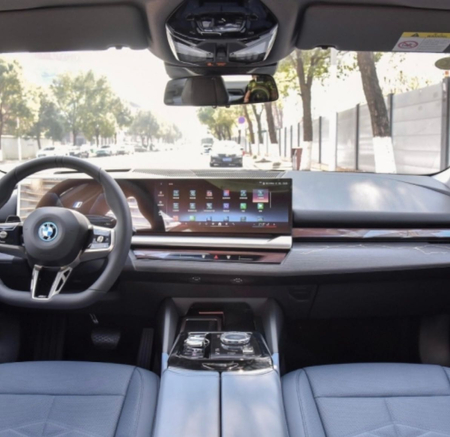 BMW i5 eDrive 35L 2024 В НАЛИЧИИ можно в кредит%