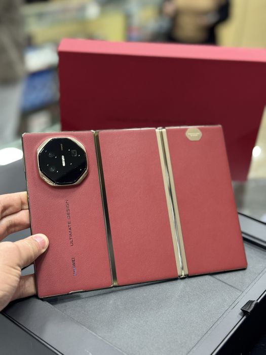 Huawei Mate XT 16/1 Tb