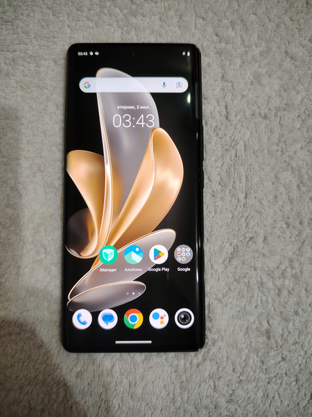 Vivo V29  12+8/256 GB  IDEAL