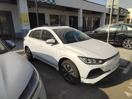 BYD E2 Luxury 2024 sotuvda tayyor