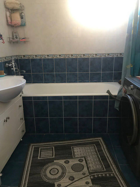 Продам 2/4/4 Максим Горький 77-серия