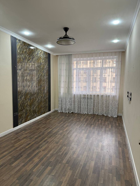 Продается 4х ком. квартира в новостройке, ор-р: кафе Safia, 111м2