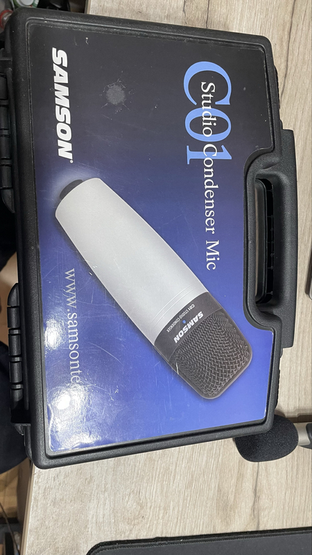 Микрофон Samson C01