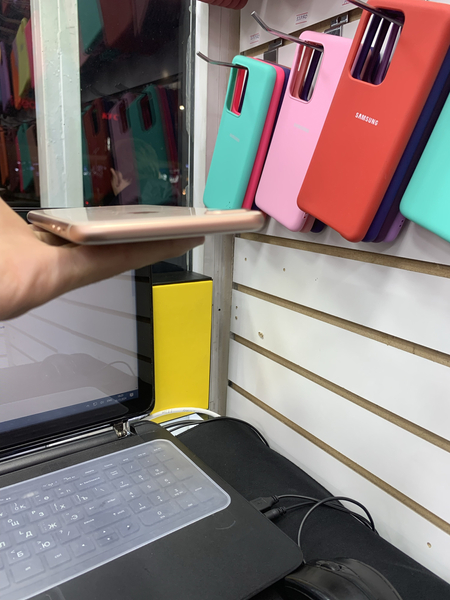 iPhone 8 Plus 64Gb ideal