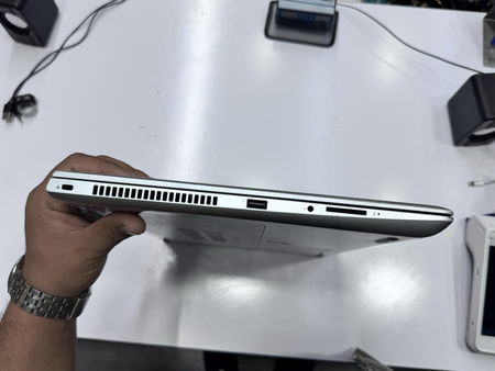 HP intel core i7 probook 450 5G