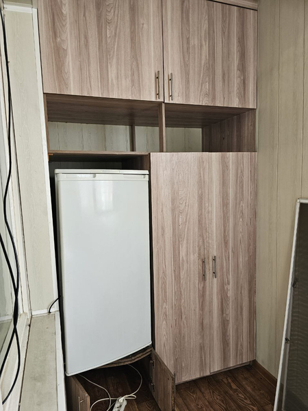 Продается 2 х комнатная квартира Юнусабаде 11