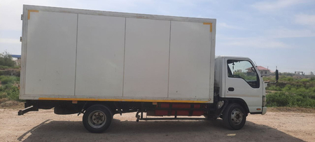 Isuzu gruzavoy 5t