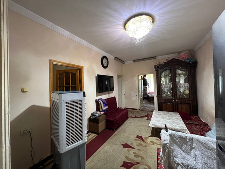 Продам 2/1/4 на Шахристанский  срочно