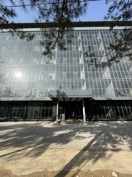 Продаётся Не Жилое Помещение Яккасарай Под Университет ,Офис , Безнес