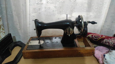 Bolalar beshigi yangidek.beshik toygaham boladi.