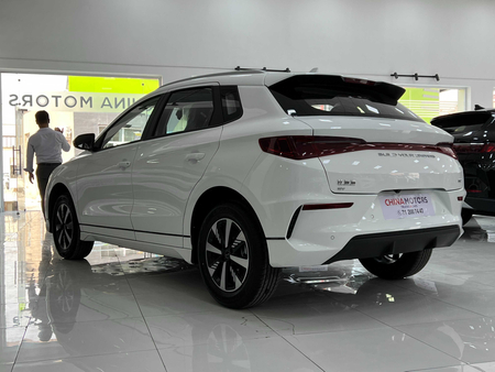 BYD E2 Luxury Edition Full 405km счёт справка кредит бор 20% Билан!!!