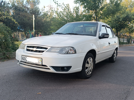 Нексия 2 DONC (NEXIA)  продам. Пробег 78500км. 2015 год.