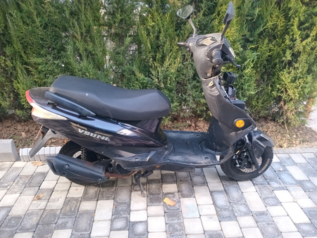Продаётся срочно скутер WASAT 125cc
