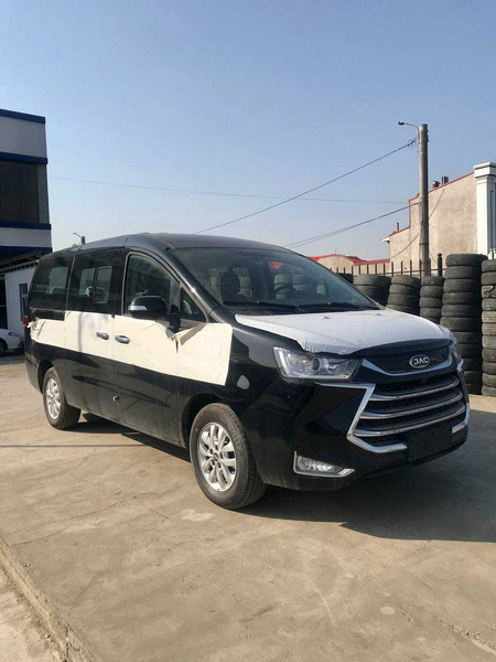 JAC M4 9 kishilik B kategoriya