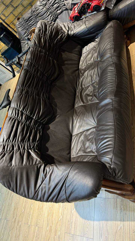 Продам кожанный диван кресло