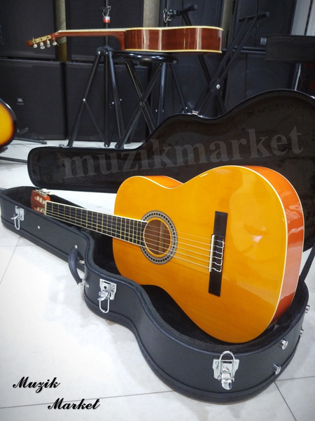 Gitara klasika Deviser