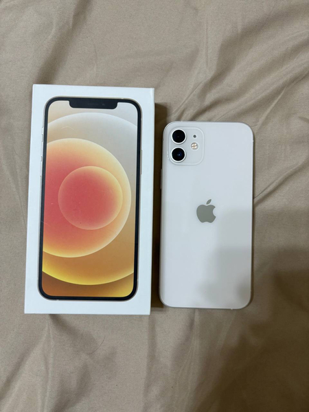 Iphone 12 white ideal