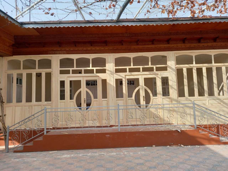 Eshi va derazalar, buyurtma asosida