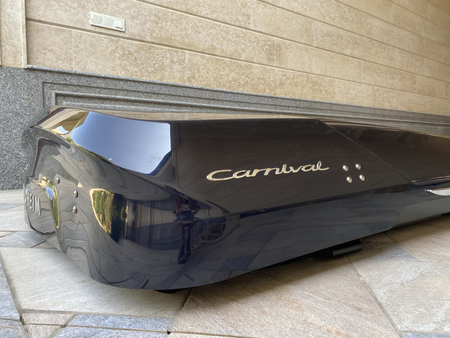 Kia Carnival Автобокс родная