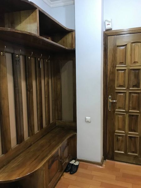 Продается 4/2/4 Ц4
