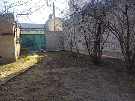 Продается часть участка