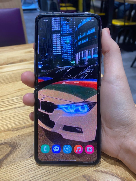 Samsung Z flip 2