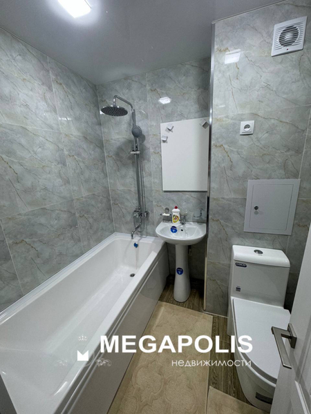 ‘Аллея Гагарина 3/2/4 Кирпич Продам квартиру