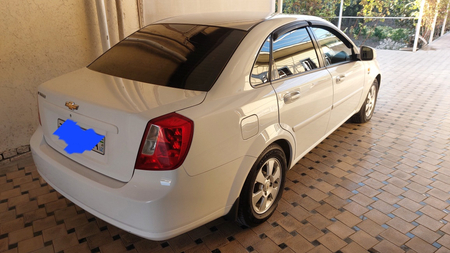 Lacetti sotiladi Elegant plus, 13000$