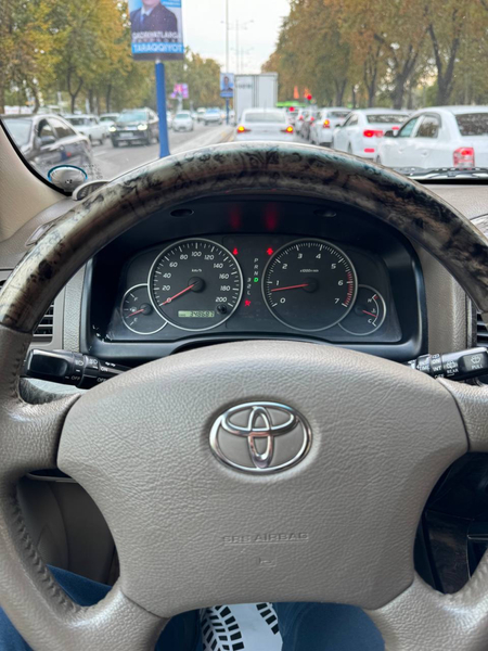 Land cruiser Prado 120 talik sotiladi srochna ideal