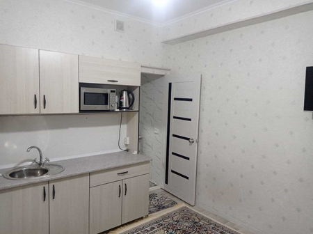 Продается 1 ком. квартира /4/4, Яшнабадский (Боткина, Ашхобод Парк)