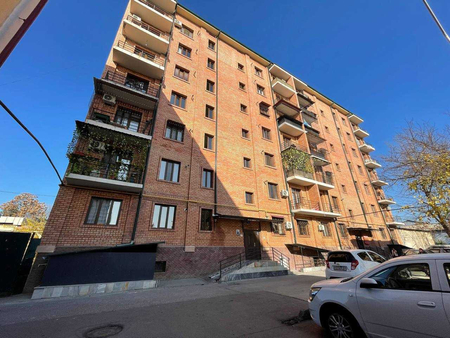 Продается квартира  2/7/7. Ор-р: ТРЦ Alfraganus