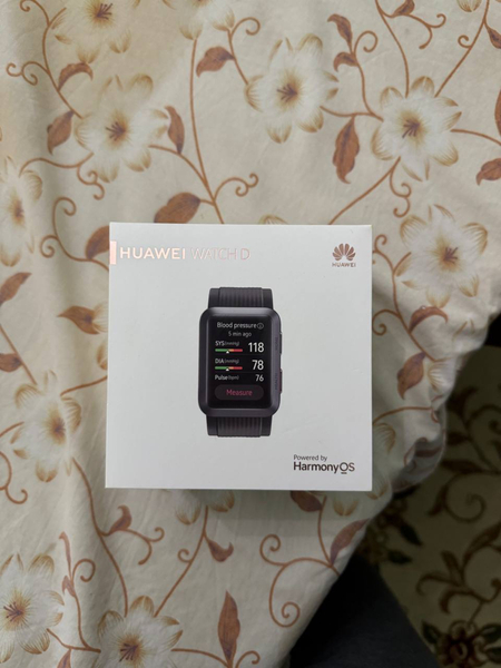 Смарт браслет HUAWEI Watch D