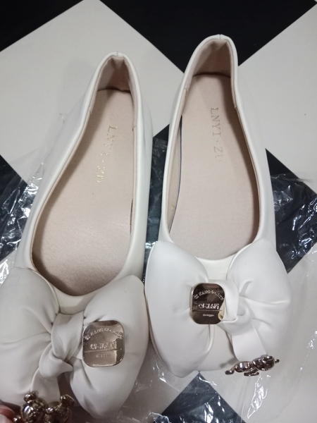 Продам балетки женские