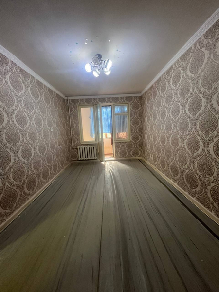 Kvartira sotiladi 1xona 2xona qilsa bo\\\'ladi tayyor uy