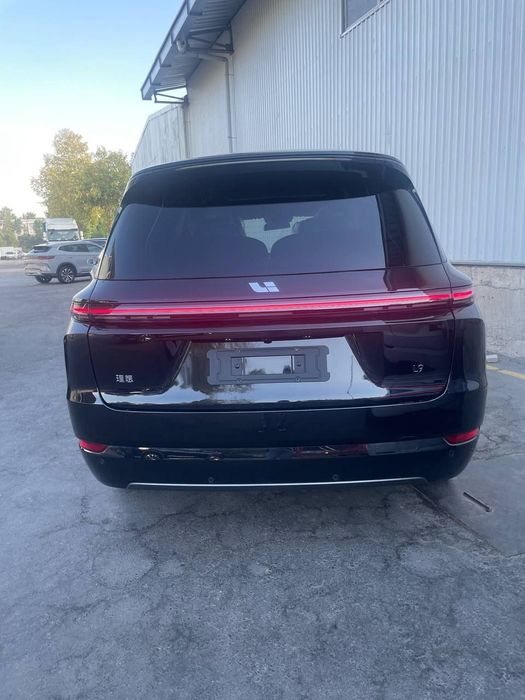 Lixiang L9  2024  full ULTRA Налича