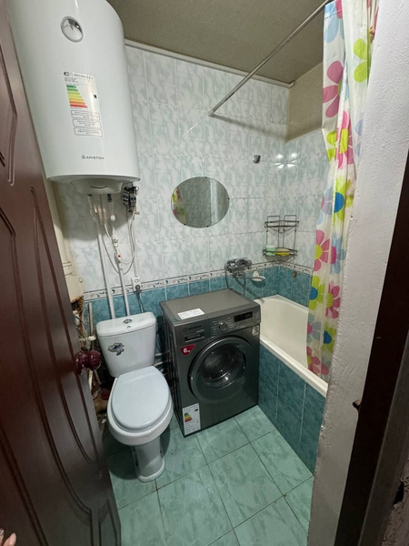 2х комнатная в центре Чирчика