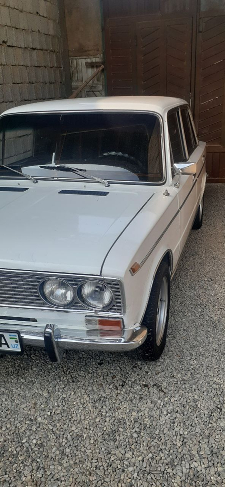 Vaz 2103 sotiladi
