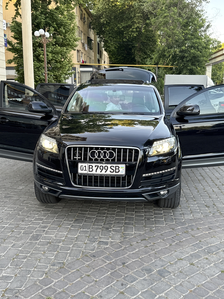 Audi q7sotiladi 2010yil kraska toza 28000$ narxi