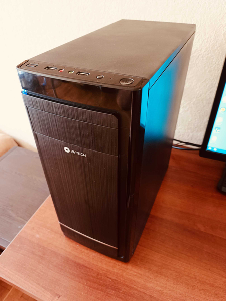 НеДоРоГо Core_i3-8100 /8Gb_DDR4 /240Gb_SSD /RX570_4Gb +Игры +Гарантия