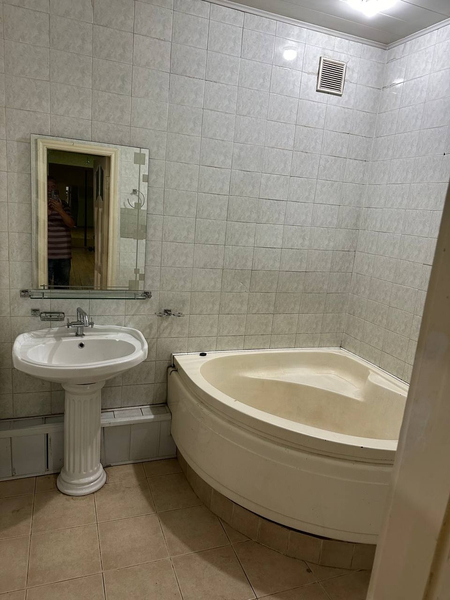 3 комн. Госпиталка. 153м² Пустая.
