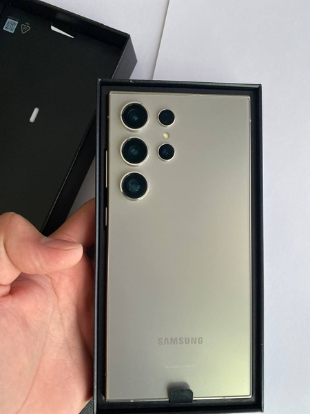 Galaxy  S24. Ultra
