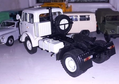Maz 5428 model 1.43