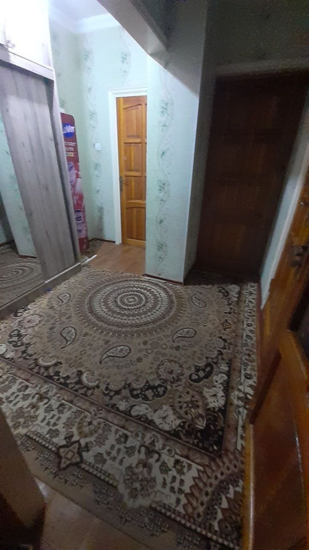 Сотилади: Сергели 6.  1/3/9.  42м²