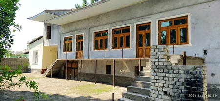 Hovli sotiladi 13 sotix