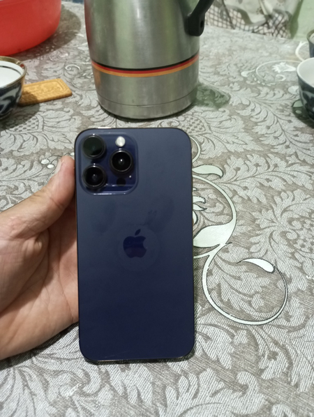 Ayfon xr 14 pro yaqinda olingan